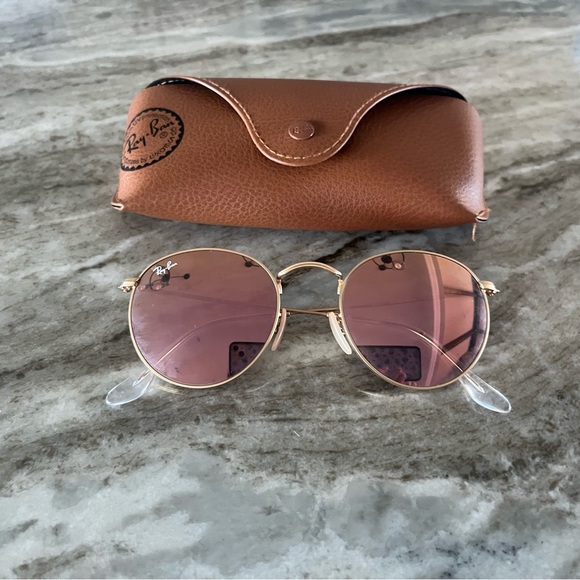 Ray-Ban | Accessories | Raybans Gold Frame With Reflective Pink Lens ...